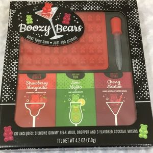 Boozy Bears | Kitchen | Gummy Boozy Bears Kit Nib | Poshmark